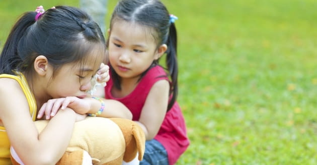 How to Help Your Kids Navigate a Friendship Break-Up