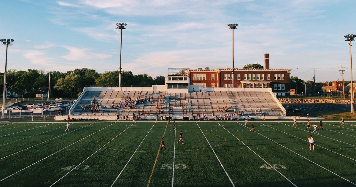 Preparing Your Heart and Home for Back-to-School Season | iBelieve.com