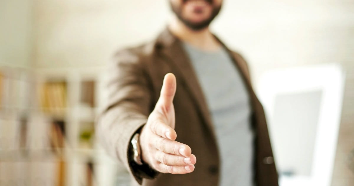 10 Ways to Make Visitors Feel Welcome at Your Church