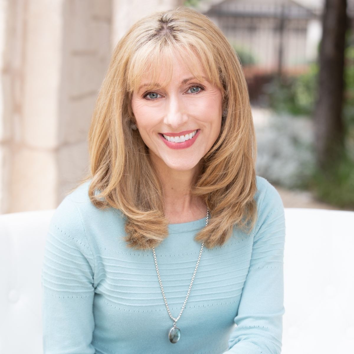 Andrea Herzer - Meet Our Writers | iBelieve.com