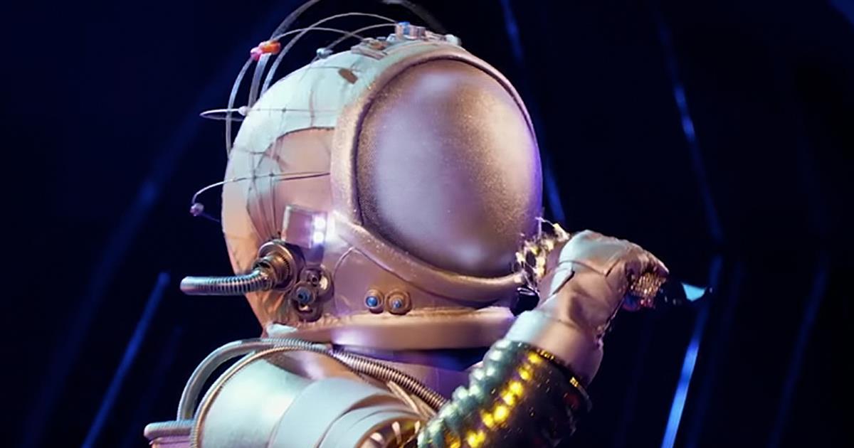 Astronaut On The Masked Singer Performs 'You Say' By Lauren Daigle ...