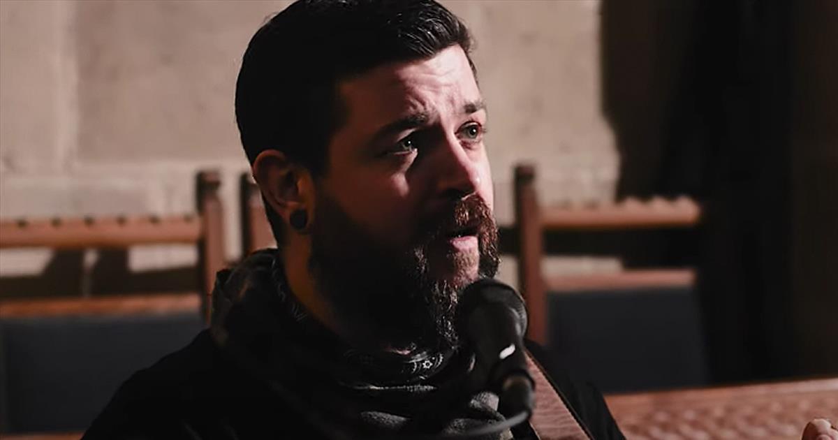 Irish Singer Performs 'Christ Our Hope In Life And Death' - Christian ...