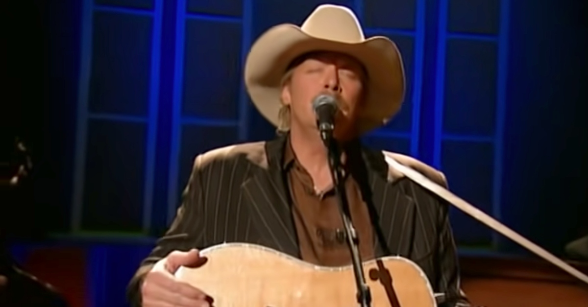 'Turn Your Eyes Upon Jesus' - Alan Jackson - Staff Picks | Christianity.com