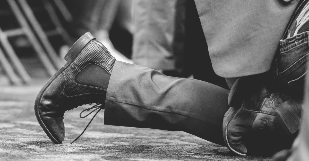 Genuflect Meaning in High Church Christianity | Christianity.com