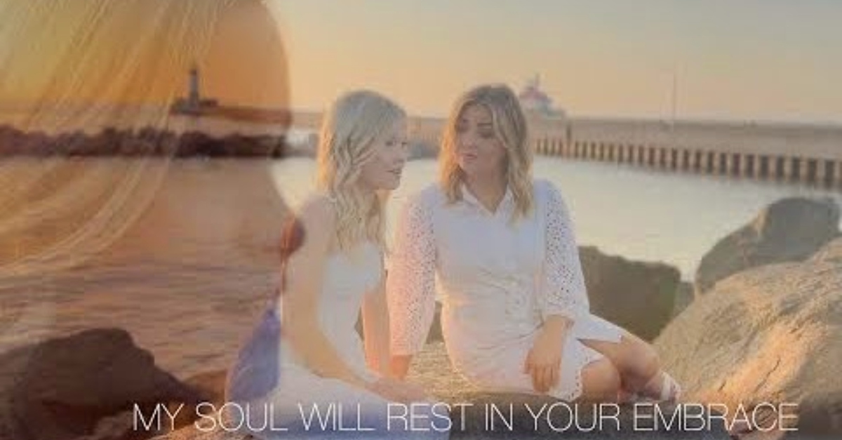 2 Sisters Sing Chilling Duet of 'Oceans' and 'You Make Me Brave ...
