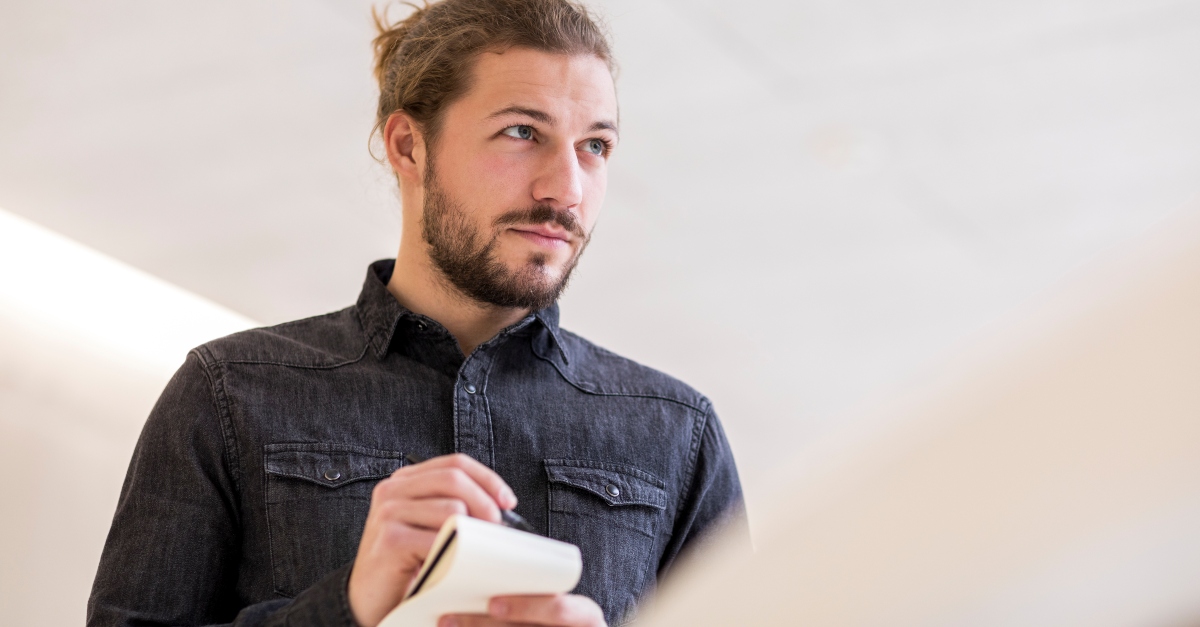 6 Ways to Study the Bible Like an Investigative Reporter - Topical ...