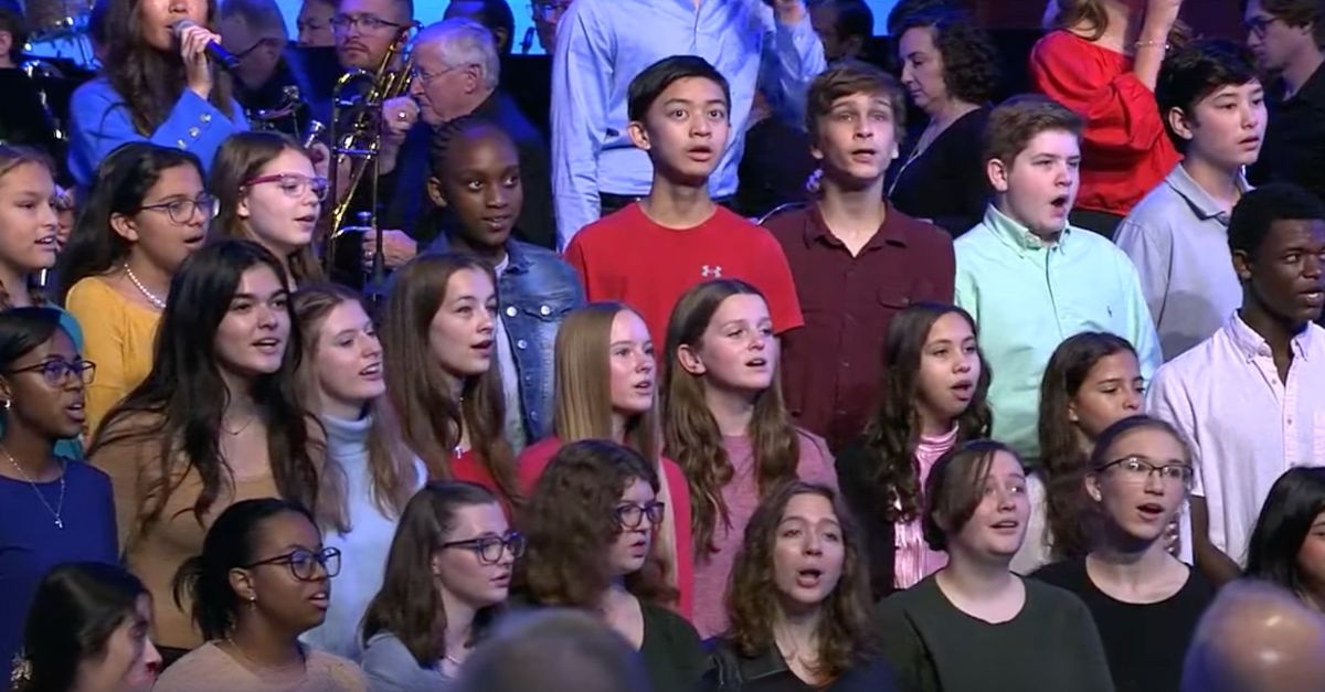 Massive Choir's Powerful 'There's Nothing That Our God Can't Do ...