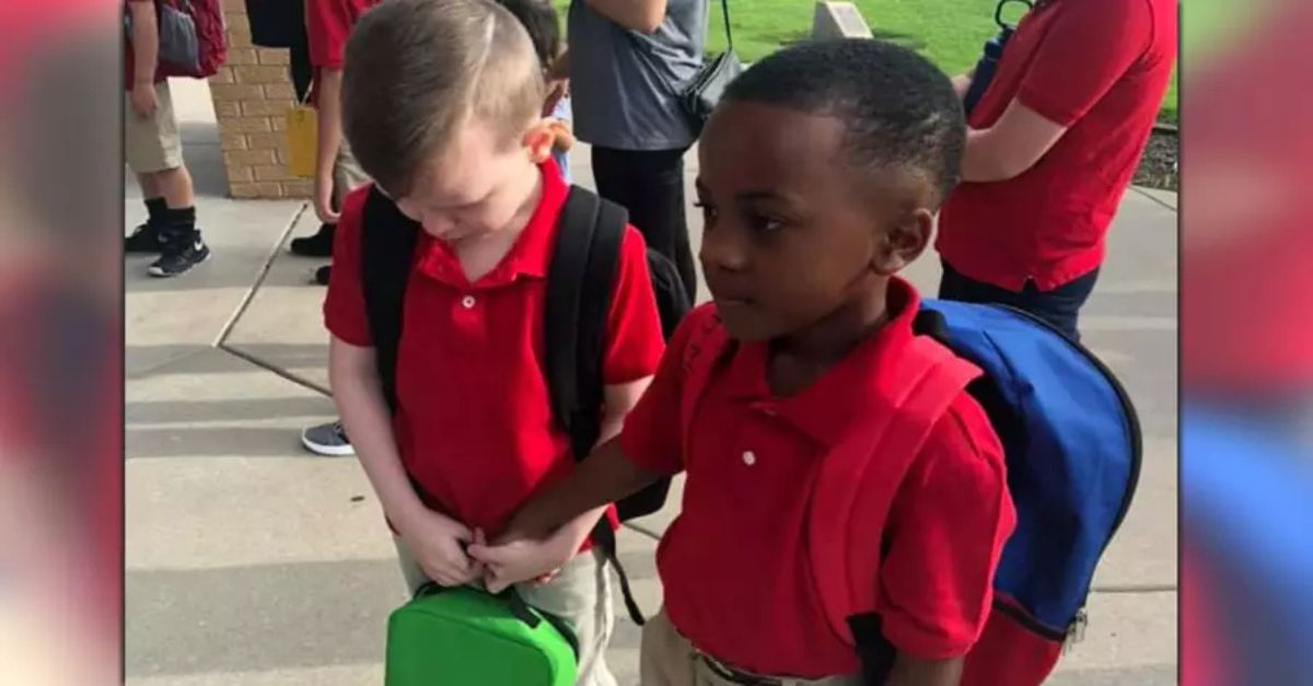 2nd Grader Sees Boy with Autism Crying on 1st Day of School and His ...