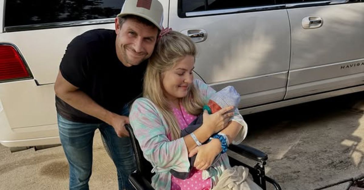 ‘Bringing Up Bates’ Star Erin Bates Heads Home, Says ‘We Don’t Have All ...