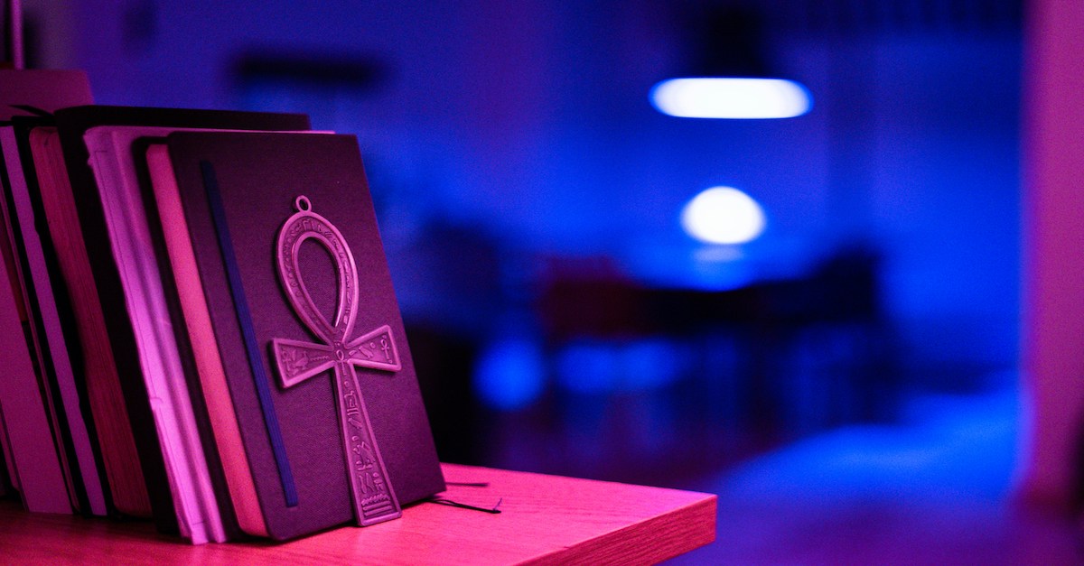 What Is the Meaning and Significance of the Ankh Symbol? | Christianity.com