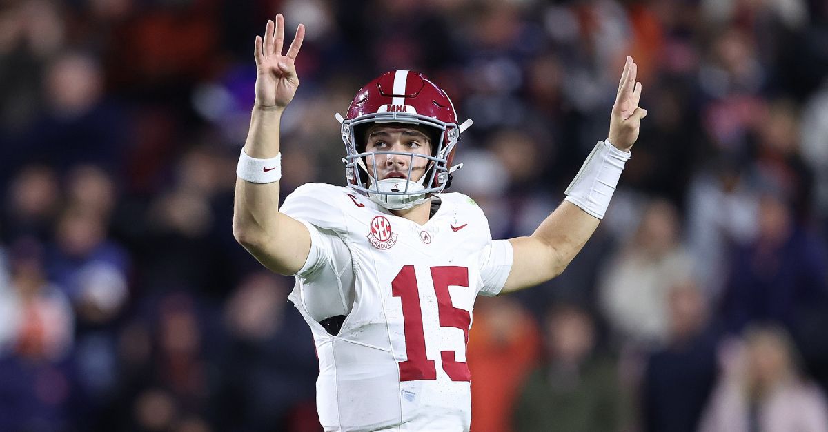Alabama’s Ty Simpson Credits Jesus, Cites Scripture after Leading Tide ...