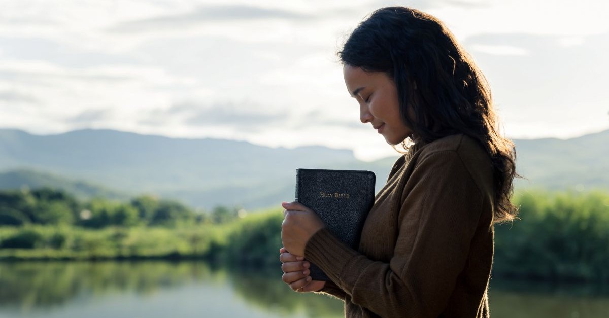 5 Biblical Examples of “Turning the Other Cheek” That We Can Learn From ...